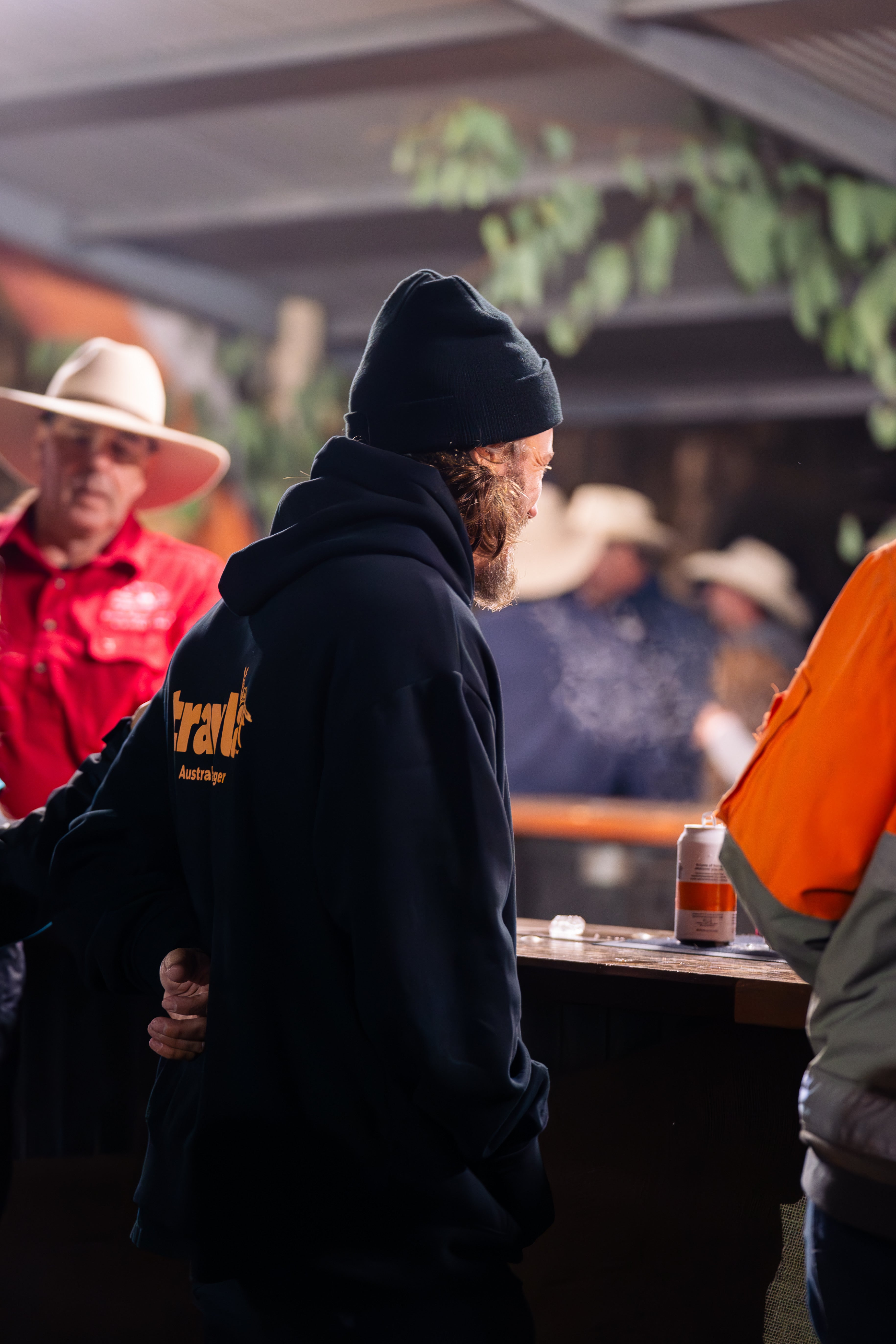 travla Logo Hoodie – Travla